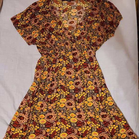 Fire Los Angeles | Dresses | Fire Los Angeles 7s Inspo Floral Mini ...